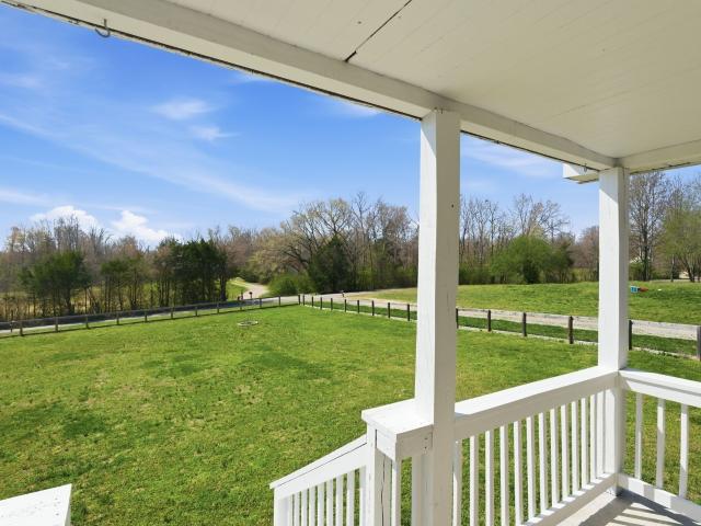 1041 Twin Creek Rd, Charlotte, TN 37036 | MLS #3228