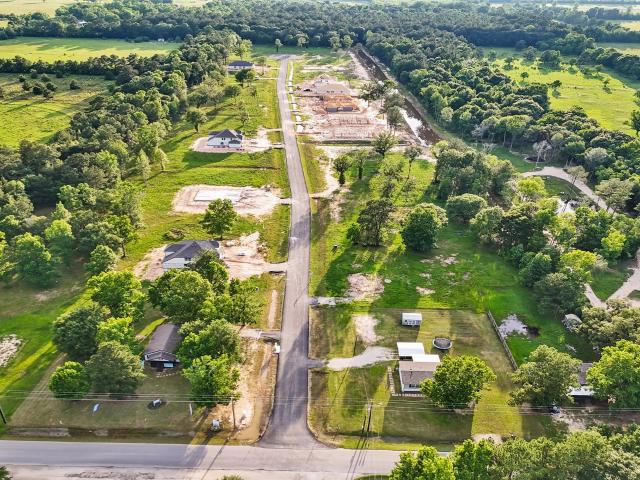 1041 Tarkington Timbers Dr, Cleveland, TX 77327 | MLS #65531 | Compass
