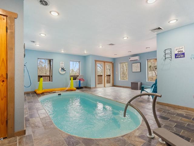 1041 Vista Drive