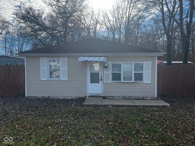 1041 W Hendricks Ave, Shelbyville, IN 46176