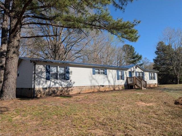 1041 Whitts Rd, Madison, NC 27025