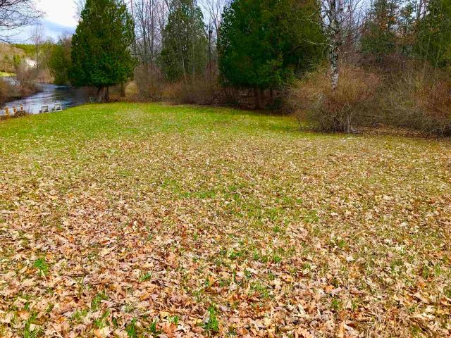 1041 & 1043 Bonanza Lane