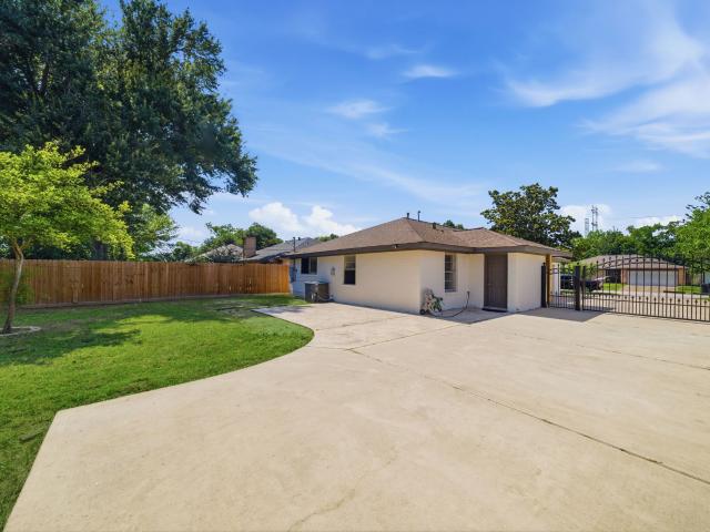10423 Alcott Drive
