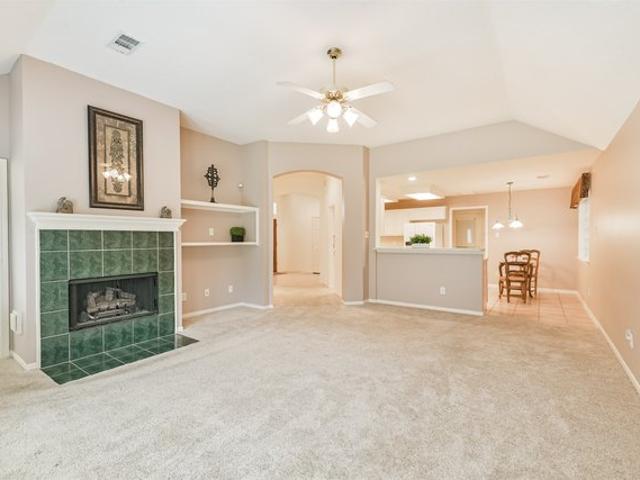 10423 Emerald Glen Ln, Houston, TX 77070