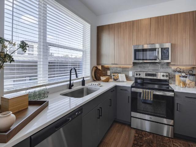 10421 Deerwood Road 2111