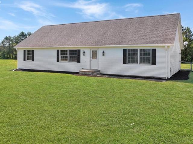 10422 W Bier Rd, Oak Harbor, OH 43449