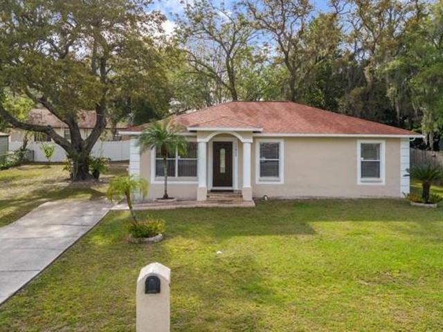 10422 N Ojus Dr, Tampa, FL 33617