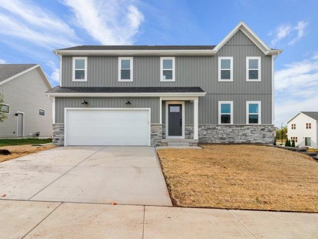 10422 N Stone Barn Dr, Milton, WI 53563