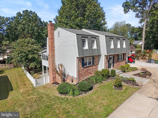 10429 Headly Ct, Fairfax, VA 22032 | Compass