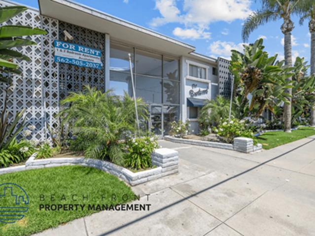 10429 La Reina Ave. 2 Bed 1 Bath