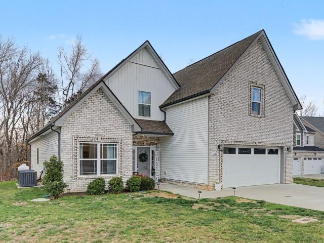 1042 Brightwood Ct