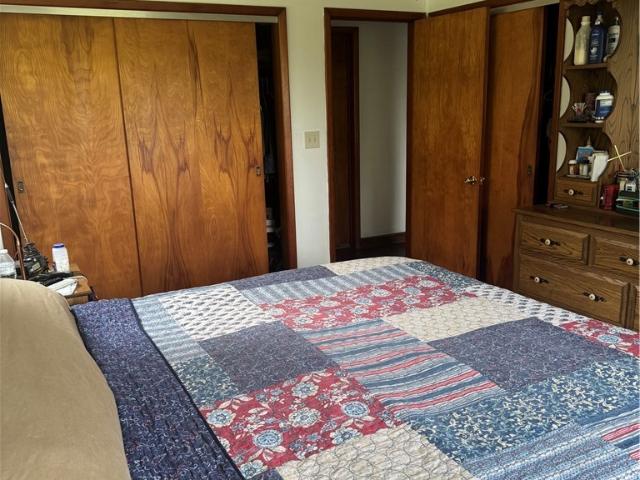 1042 County Rd 42