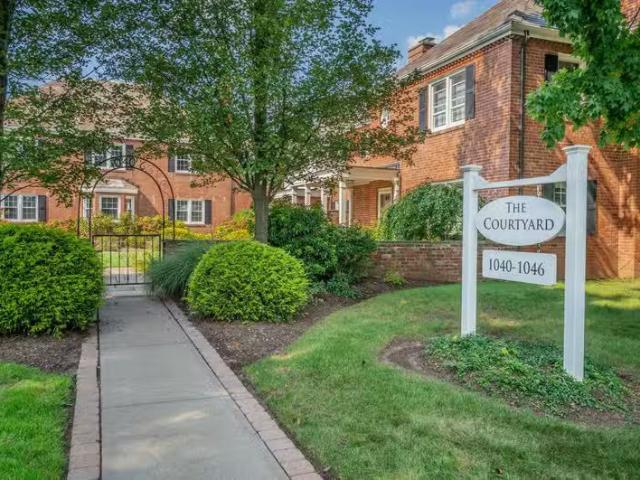1042 Farmington Ave #6, West Hartford, CT 06107 MLS 24042607