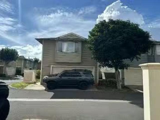 1042 Hoomaka St