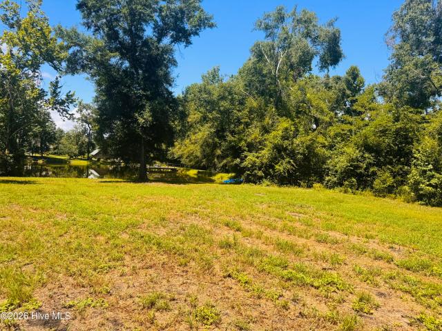 1042 Lake Cadeli Road