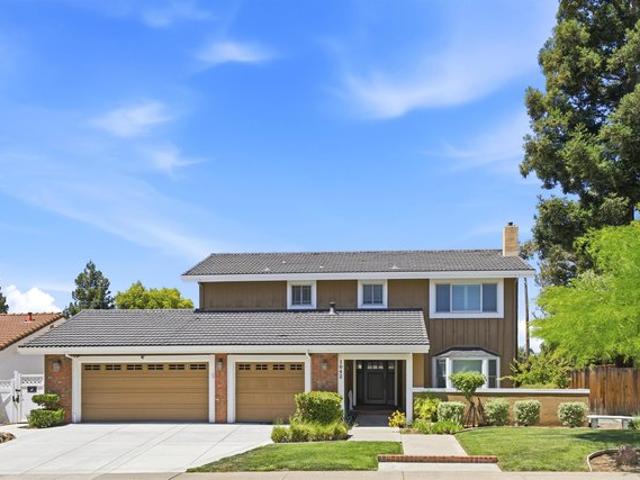 1042 Lomitas Ave, Livermore, CA 94550