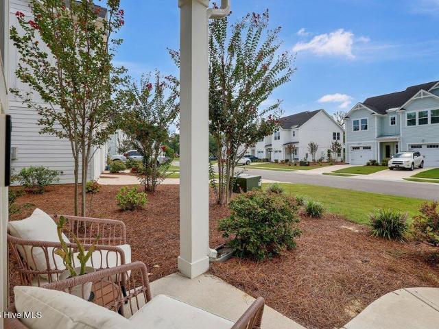 1042 Tidal Lane