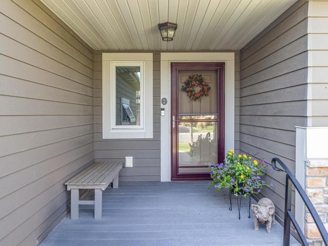 1042 Wyncrest Ct, Woodbury, MN 55129 | MLS #6796 | Compass