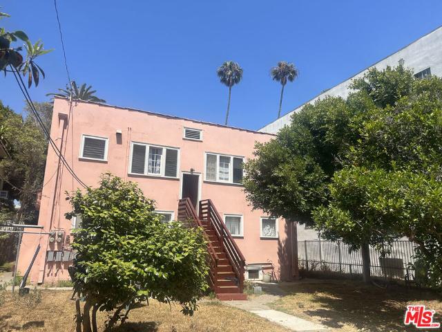 1042 2nd Street 3