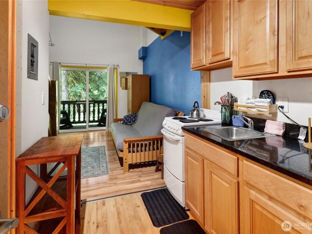 10433 Mt. Baker Highway # 2018A