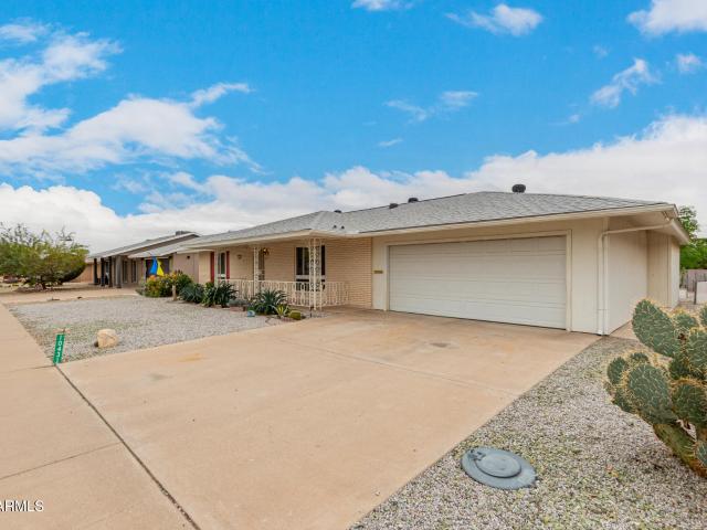 10431 W Tumblewood Dr, Sun City, AZ 85351 | MLS #6965 | Compass