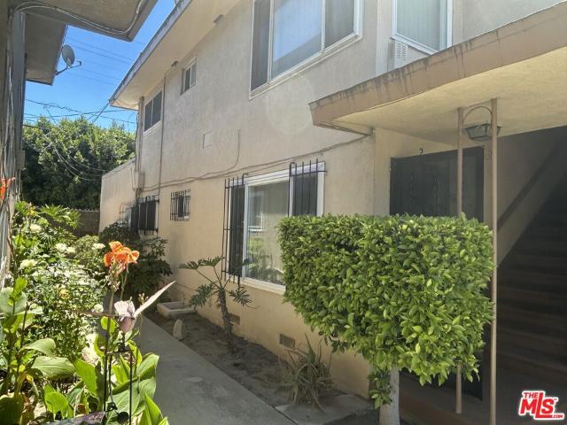 10432 Crenshaw Boulevard