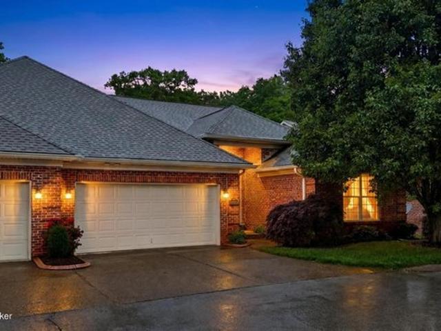 10434 Dove Chase Cir, Louisville, KY 40299