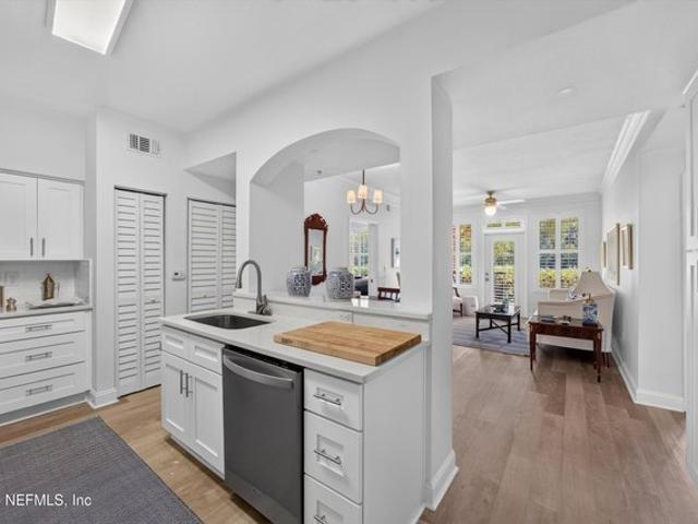 10435 Midtown Pkwy Unit 135, Jacksonville, FL 32246