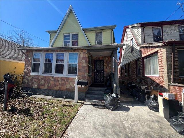 10438 nd St, Saint Albans, NY 11412