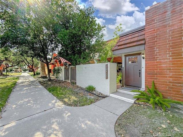 10439 Larwin Ave, Chatsworth, CA 91311