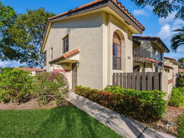 10439 S Circle Lake Dr Apt 201, Boynton Beach, FL 33437