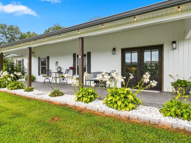 1043 Murphy Hollow Road