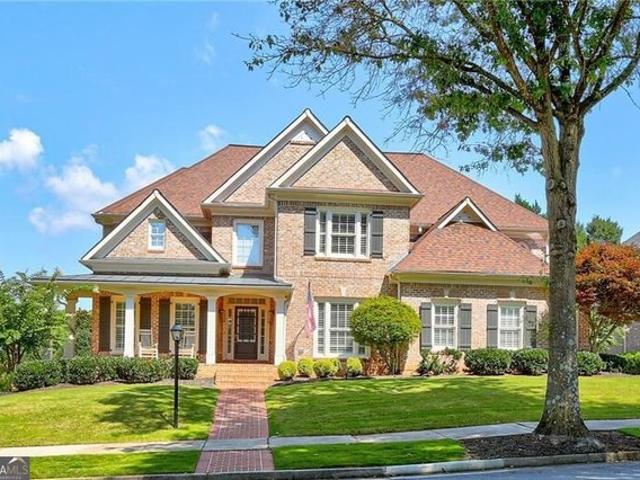 1043 Meadow Club Ct, Suwanee, GA 30024
