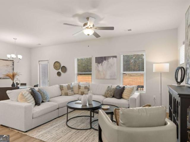 1043 Merritt Drive 90