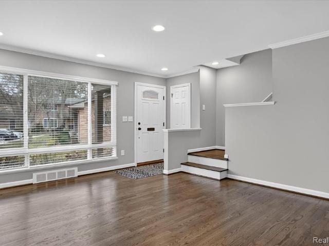 1043 N Old Woodward Avenue # 2