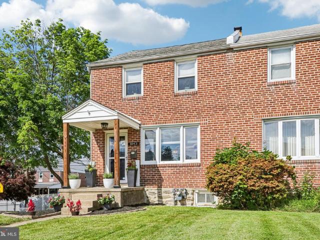 1043 Bryan Street