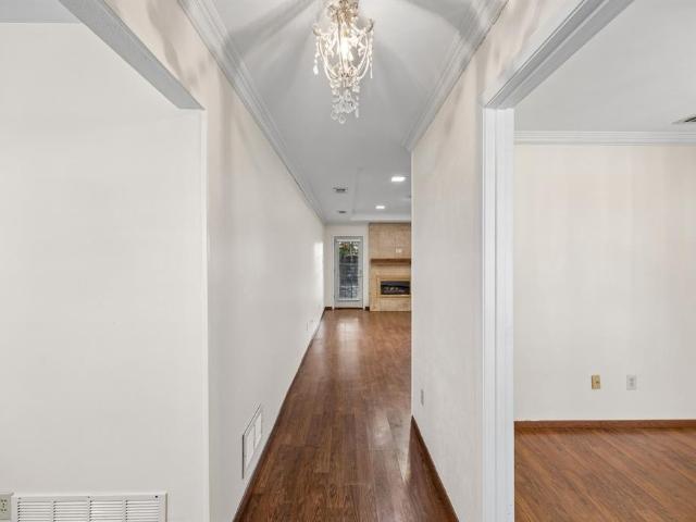 1043 Cherrywood Lane