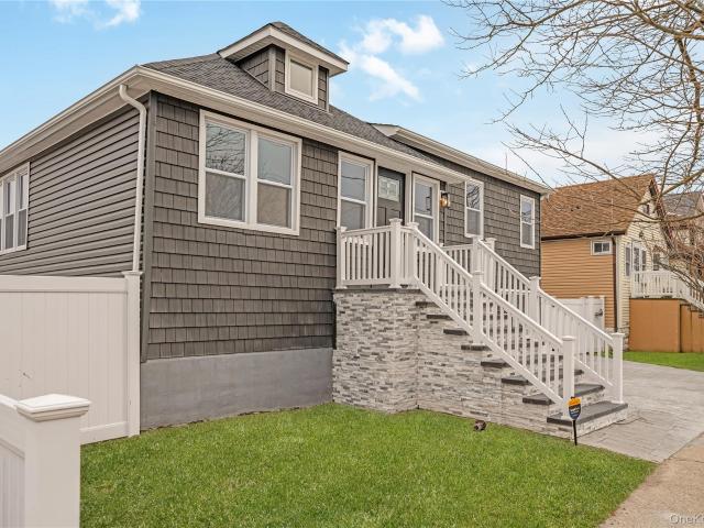 1043 Delaware Ave, Island Park, NY 11558 | MLS #955985 | Compass