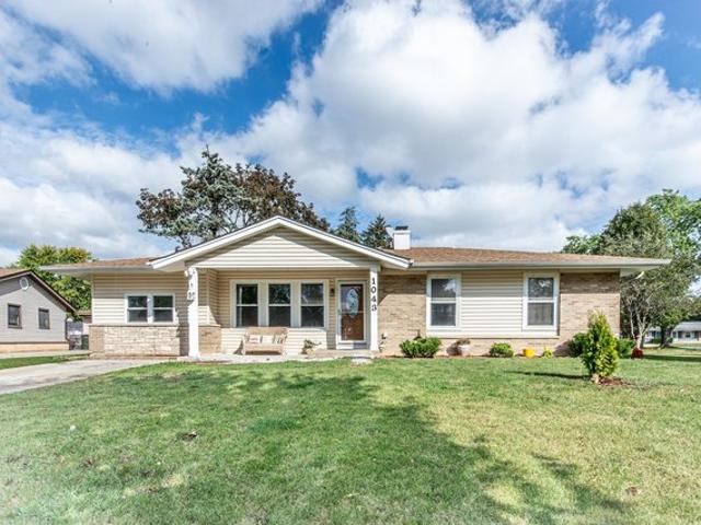 1043 Elmwood Ln, Elk Grove Village, IL 60007