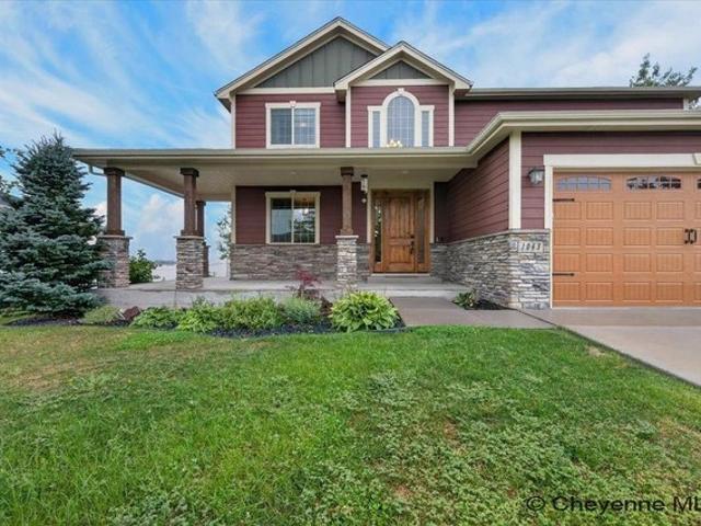 1043 Gabriel Dr, Cheyenne, WY 82009