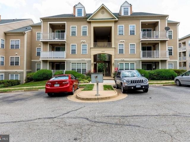 1043 Gardenview Loop Apt 203, Woodbridge, VA 22191