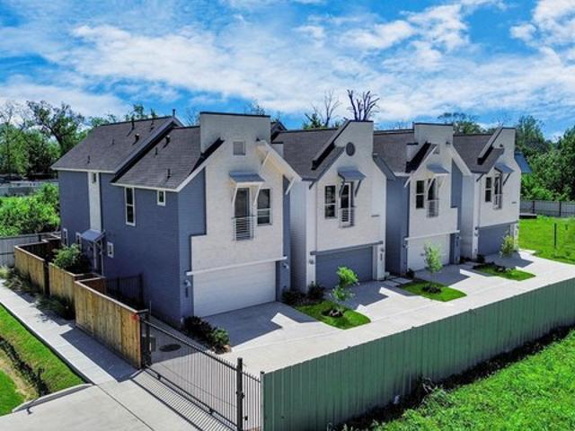 1043 Glen Ave, Houston, TX 77088