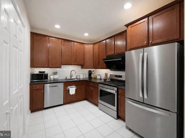 1043 Halifax Pl, Hamilton, NJ 08619 | MLS #NJME2073