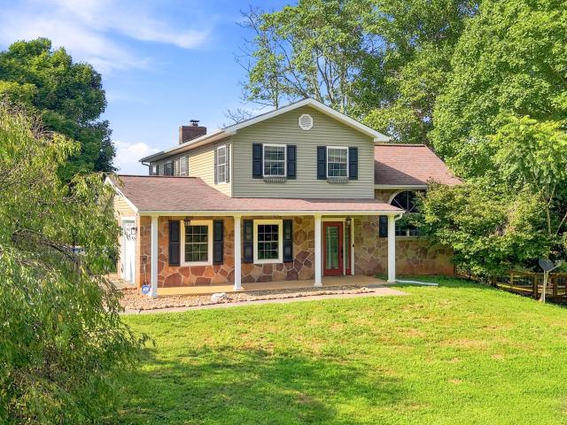 1043 Keith Lane