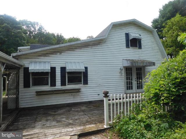 1043 Locke Mills Road