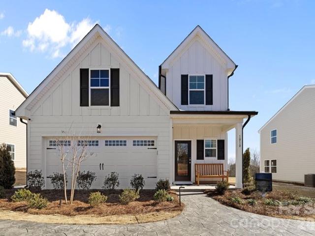 1043 Rocking Horse Rd, Indian Trail, NC 28079