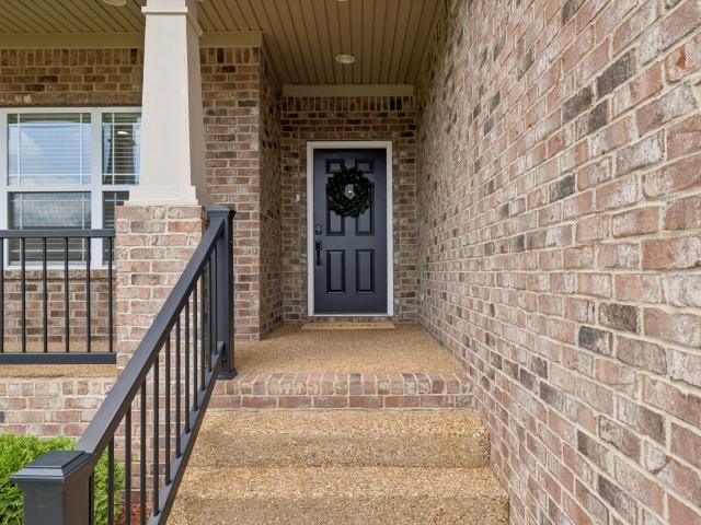 1043 Stonehollow Way