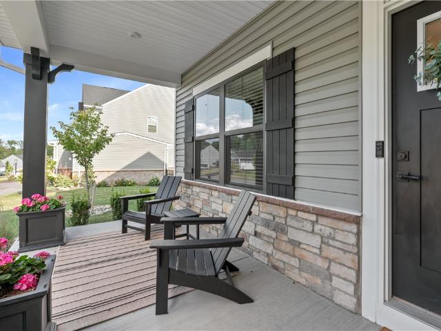 1043 Wedgewood Dr