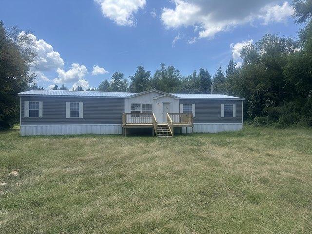 1043 Williamson Rd, New Albany, MS 38652