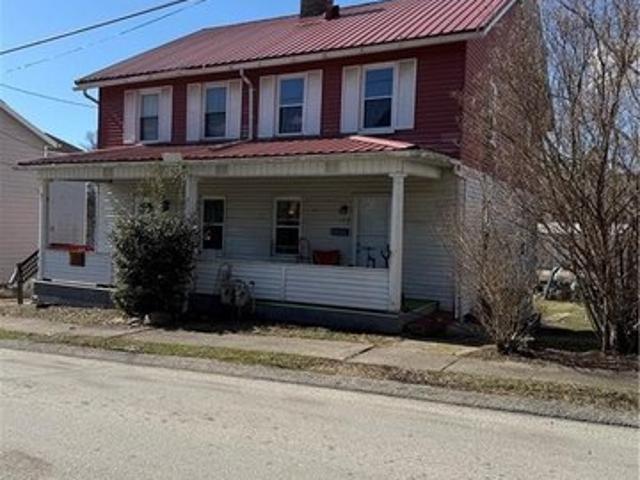 104 106 S Depot St, Mount Pleasant, PA 15666